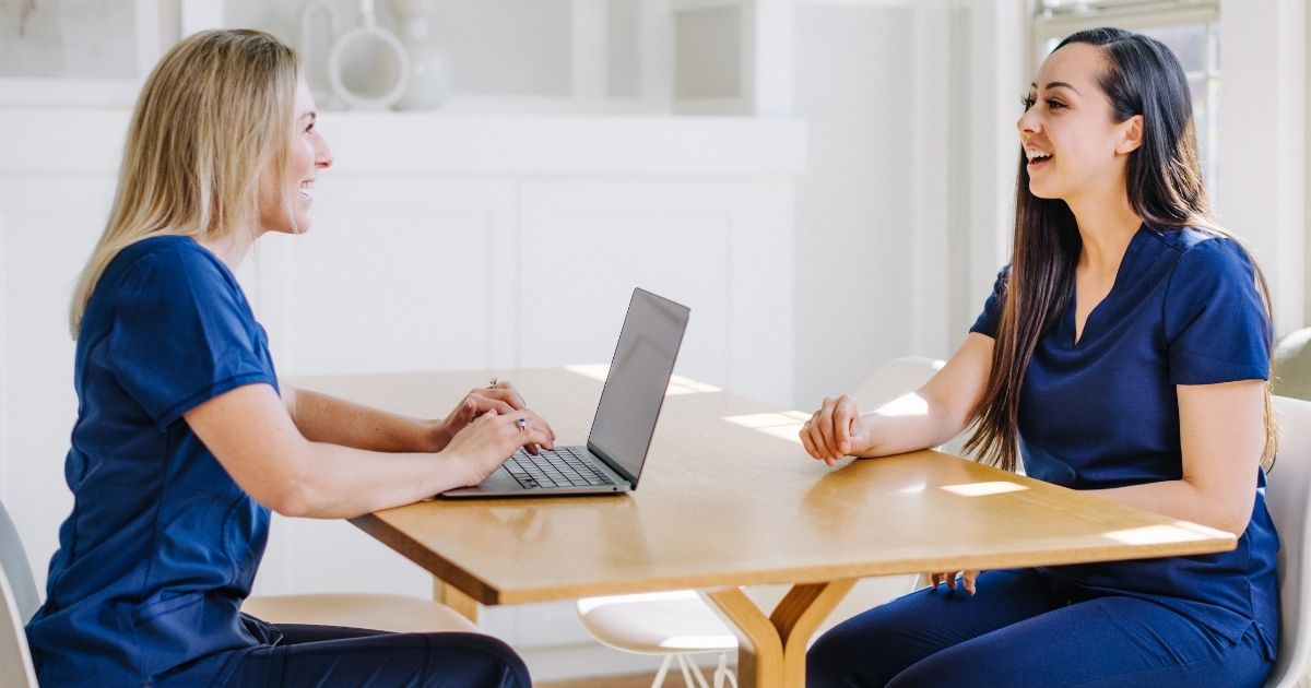 10 Tips for Healthcare Workers Looking for a Job | Vivian Community Hub