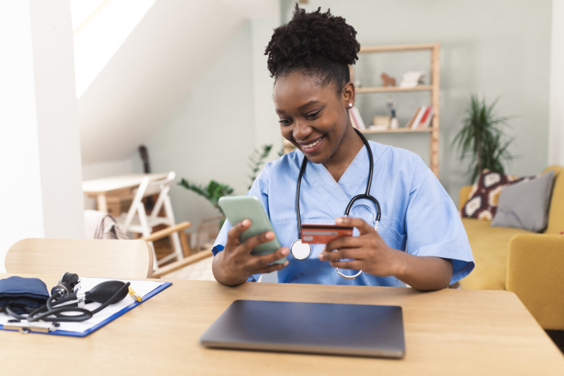 Top Discounts and Savings for Healthcare Professionals in 2024 | Vivian ...