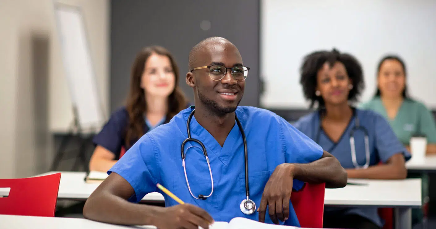 Top 6 Reasons Why Men Should Consider a Nursing Career | Vivian ...